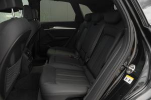 Melns Audi Q5 2025 Viļņa, ar dzinēja tilpumu 2.00 L un nobraukumu 9 tūkst. km par 48700 €, foto 13 vietnē AUTOMOTO.COM.LV
