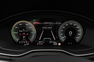 Melns Audi Q5 2025 Viļņa, ar dzinēja tilpumu 2.00 L un nobraukumu 9 tūkst. km par 48700 €, foto 21 vietnē AUTOMOTO.COM.LV