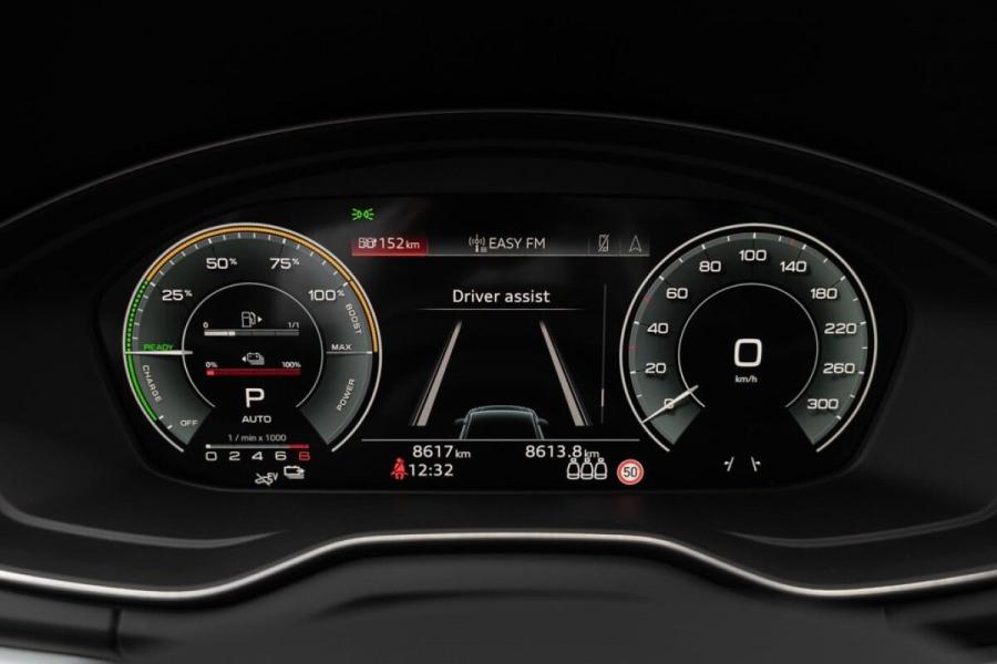 Melns Audi Q5 2025 Viļņa, ar dzinēja tilpumu 2.00 L un nobraukumu 9 tūkst. km par 48700 €, foto 21 vietnē AUTOMOTO.COM.LV