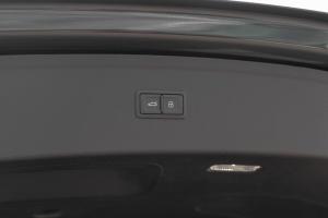 Melns Audi Q5 2025 Viļņa, ar dzinēja tilpumu 2.00 L un nobraukumu 9 tūkst. km par 48700 €, foto 30 vietnē AUTOMOTO.COM.LV