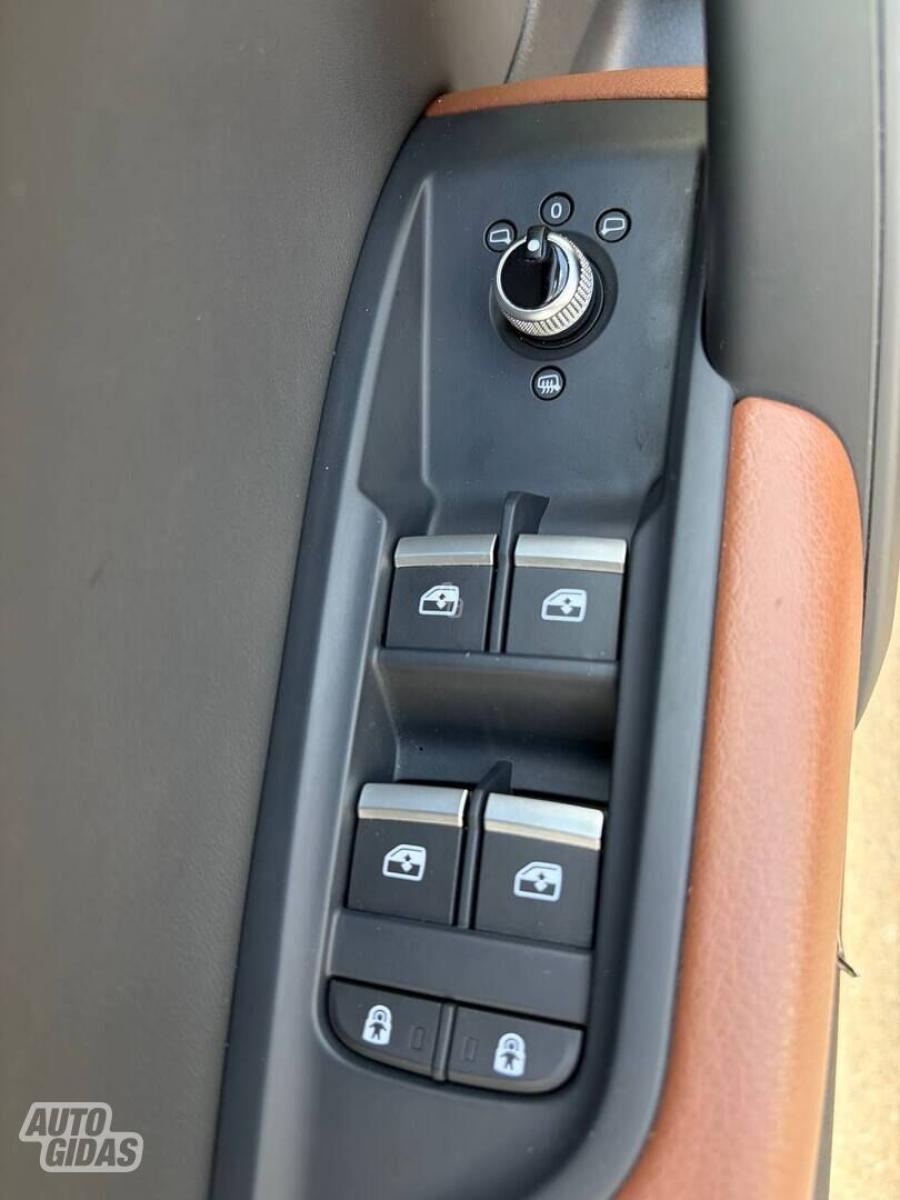 Melns Audi Q5 2025 Kauņa, ar dzinēja tilpumu 2.00 L un nobraukumu 36 tūkst. km par 34500 €, foto 18 vietnē AUTOMOTO.COM.LV