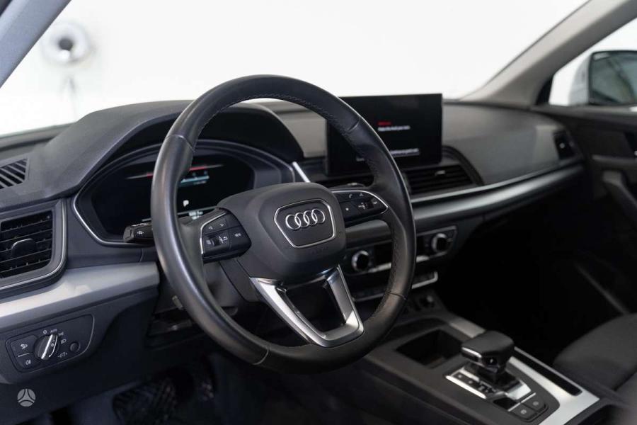 Black Audi Q5 2025 in Vilnius, with an engine capacity of 1.97 L and mileage of 41 thousand km for 36900 €, photo 12 on AUTOMOTO.COM.LV