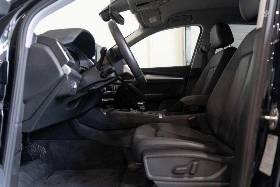 Black Audi Q5 2025 in Vilnius, with an engine capacity of 1.97 L and mileage of 41 thousand km for 36900 €, photo 13 on AUTOMOTO.COM.LV