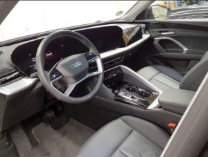 Black Audi Q5 2025 in Marupe, with an engine capacity of 2.00 L and mileage of 24 thousand km for 46900 €, photo 4 on AUTOMOTO.COM.LV