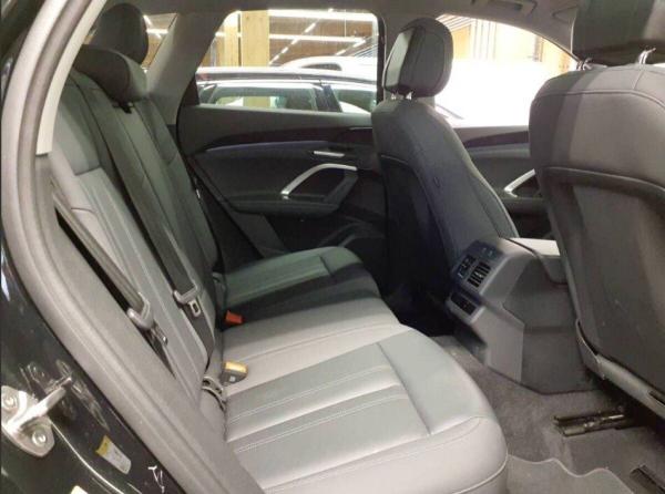 Black Audi Q5 2025 in Marupe, with an engine capacity of 2.00 L and mileage of 24 thousand km for 46900 €, photo 7 on AUTOMOTO.COM.LV