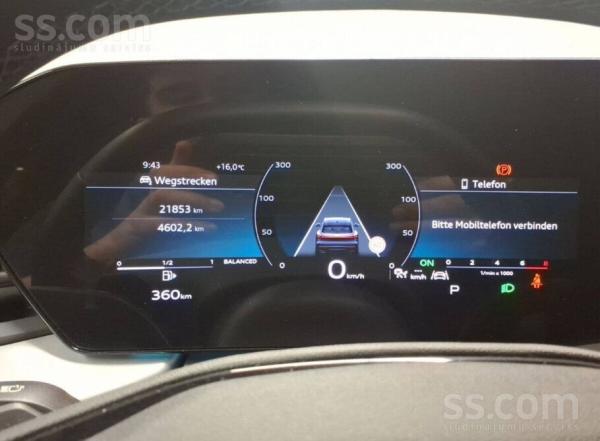 Black Audi Q5 2025 in Riga, with an engine capacity of 2.00 L and mileage of 22 thousand km for 45900 €, photo 4 on AUTOMOTO.COM.LV