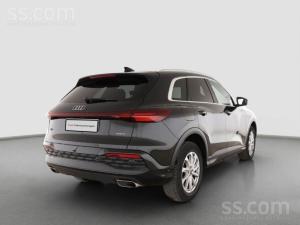 Black Audi Q5 2025 in Riga, with an engine capacity of 2.00 L and mileage of 22 thousand km for 45900 €, photo 3 on AUTOMOTO.COM.LV