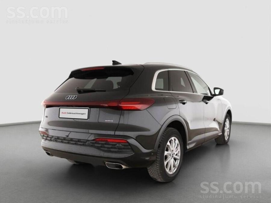 Black Audi Q5 2025 in Riga, with an engine capacity of 2.00 L and mileage of 22 thousand km for 45900 €, photo 3 on AUTOMOTO.COM.LV