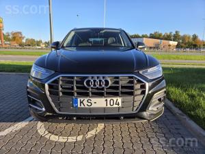 Melns Audi Q5 2025 Rīga, ar dzinēja tilpumu 2.00 L un nobraukumu 27 tūkst. km par 47500 €, foto 3 vietnē AUTOMOTO.COM.LV