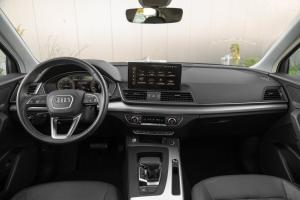 Black Audi Q5 2025 in Vilnius, with an engine capacity of 2.00 L and mileage of 45 thousand km for 34050 €, photo 17 on AUTOMOTO.COM.LV