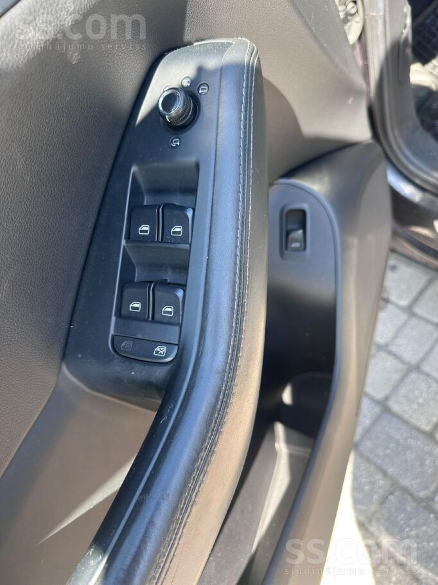 Melns Audi Q5 2009 Rēzekne, ar dzinēja tilpumu 3.00 L un nobraukumu 287 tūkst. km par 10250 €, foto 12 vietnē AUTOMOTO.COM.LV