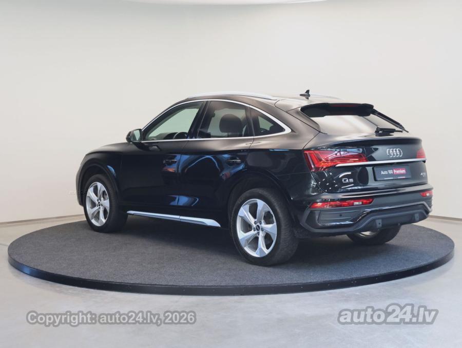 Black Audi Q5 2022 in Tallinn, with an engine capacity of 1.97 L and mileage of 49 thousand km for 38900 €, photo 8 on AUTOMOTO.COM.LV