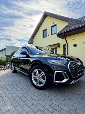 Melns Audi Q5 2023 Klaipėda, ar dzinēja tilpumu 1.98 L un nobraukumu 41 tūkst. km par 42000 €, foto  vietnē AUTOMOTO.COM.LV