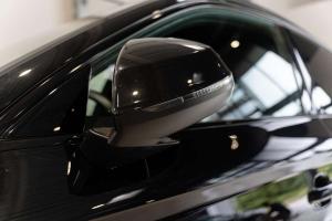 Black Audi Q5 2023 in Vilnius, with an engine capacity of 1.98 L and mileage of 74 thousand km for 36900 €, photo 9 on AUTOMOTO.COM.LV