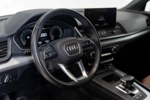 Black Audi Q5 2023 in Vilnius, with an engine capacity of 1.98 L and mileage of 74 thousand km for 36900 €, photo 12 on AUTOMOTO.COM.LV
