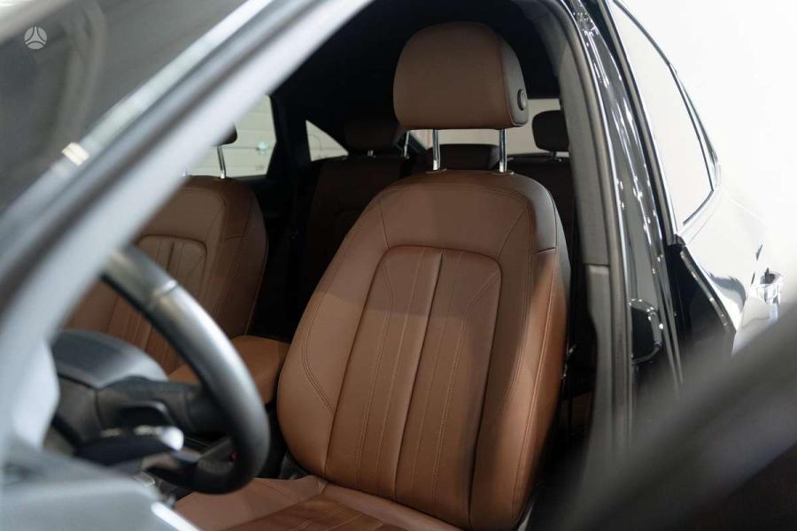 Black Audi Q5 2023 in Vilnius, with an engine capacity of 1.98 L and mileage of 74 thousand km for 36900 €, photo 14 on AUTOMOTO.COM.LV