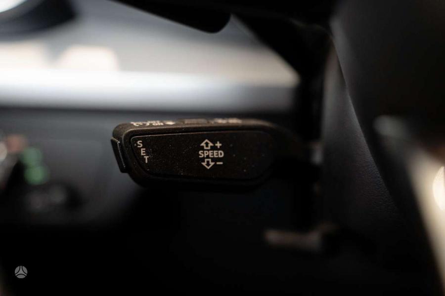 Black Audi Q5 2023 in Vilnius, with an engine capacity of 1.98 L and mileage of 74 thousand km for 36900 €, photo 22 on AUTOMOTO.COM.LV