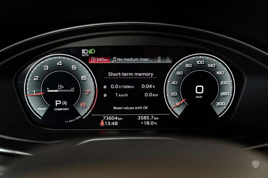 Black Audi Q5 2023 in Vilnius, with an engine capacity of 1.98 L and mileage of 74 thousand km for 36900 €, photo 30 on AUTOMOTO.COM.LV