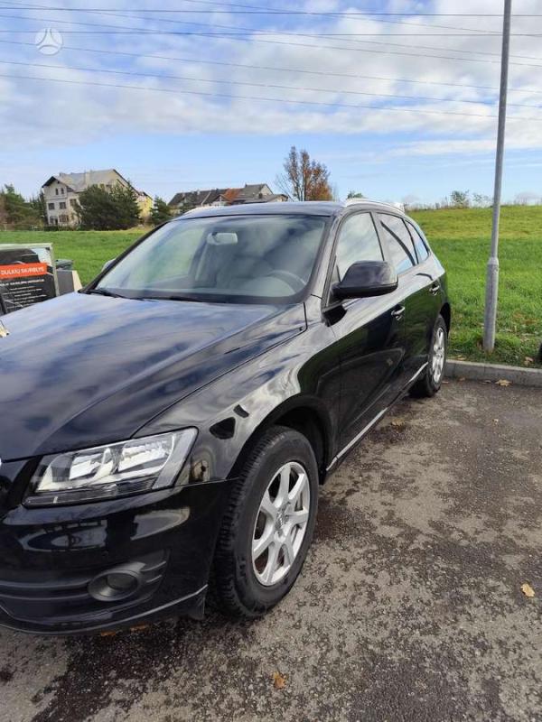 Melns Audi Q5 2009 Kauņa, ar dzinēja tilpumu 2.00 L un nobraukumu 272 tūkst. km par 7200 €, foto 2 vietnē AUTOMOTO.COM.LV
