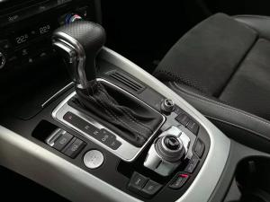 Melns Audi Q5 2012 Jūrmala, ar dzinēja tilpumu 3.00 L un nobraukumu 249 tūkst. km par 12300 €, foto 20 vietnē AUTOMOTO.COM.LV