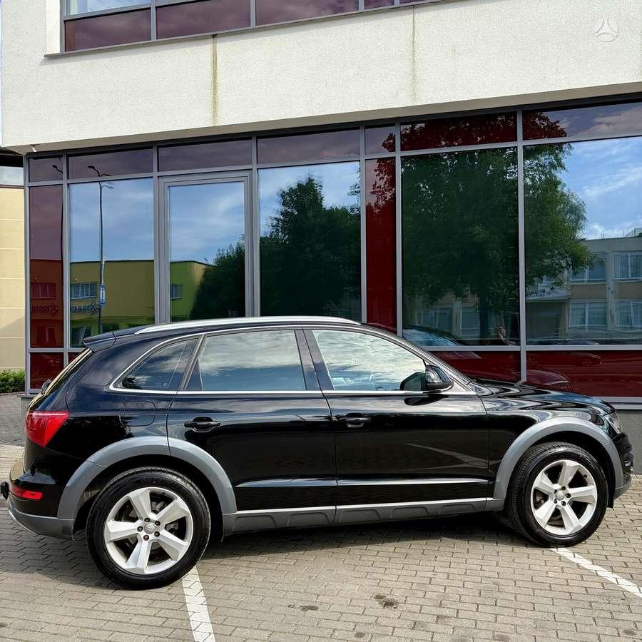 Black Audi Q5 2012 in Kaisiadorys, with an engine capacity of 1.97 L and mileage of 284 thousand km for 9500 €, photo 10 on AUTOMOTO.COM.LV