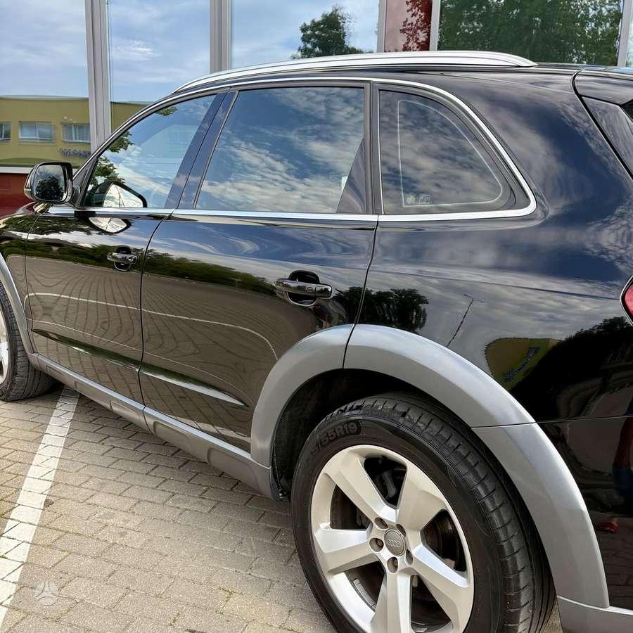 Black Audi Q5 2012 in Kaisiadorys, with an engine capacity of 1.97 L and mileage of 284 thousand km for 9500 €, photo 20 on AUTOMOTO.COM.LV