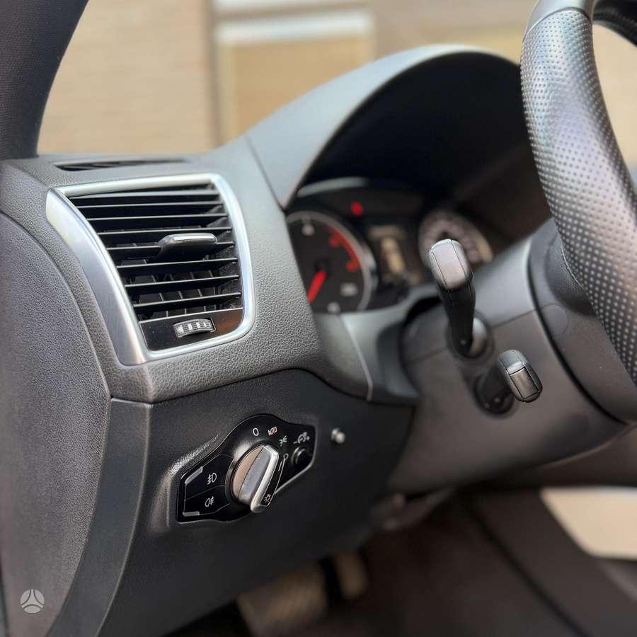 Black Audi Q5 2012 in Kaisiadorys, with an engine capacity of 1.97 L and mileage of 284 thousand km for 9500 €, photo 31 on AUTOMOTO.COM.LV