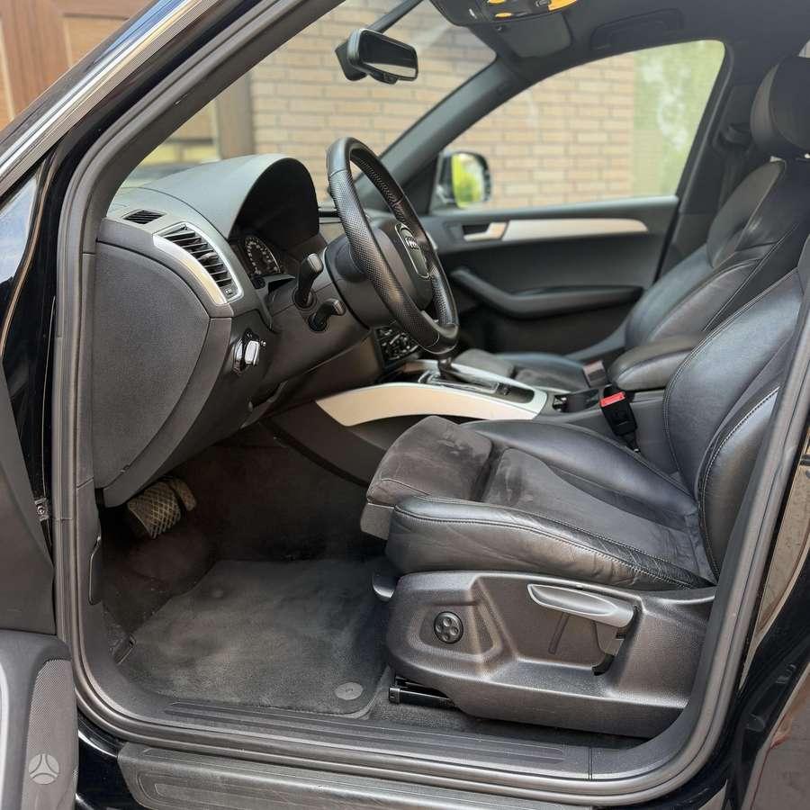 Black Audi Q5 2012 in Kaisiadorys, with an engine capacity of 1.97 L and mileage of 284 thousand km for 9500 €, photo 32 on AUTOMOTO.COM.LV