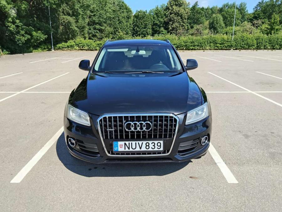 Black Audi Q5 2012 in Kedainiai, with an engine capacity of 2.00 L and mileage of 278 thousand km for 9900 €, photo 3 on AUTOMOTO.COM.LV