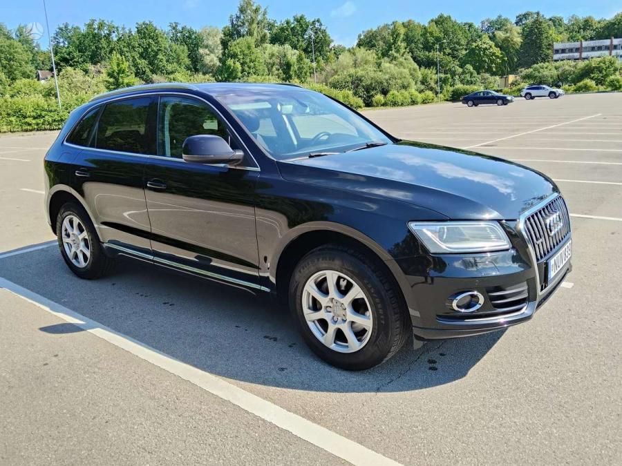 Black Audi Q5 2012 in Kedainiai, with an engine capacity of 2.00 L and mileage of 278 thousand km for 9900 €, photo 4 on AUTOMOTO.COM.LV