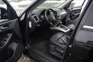 Black Audi Q5 2015 in Vilnius, with an engine capacity of 1.99 L and mileage of 216 thousand km for 12300 €, photo 14 on AUTOMOTO.COM.LV