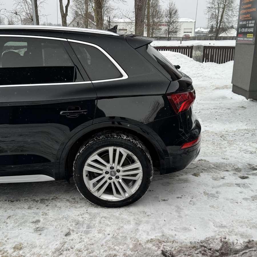 Black Audi Q5 2018 in Taurage, with an engine capacity of 2.00 L and mileage of 213 thousand km for 21900 €, photo 4 on AUTOMOTO.COM.LV