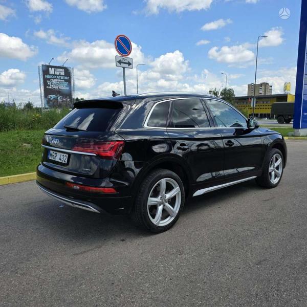 Melns Audi Q5 2021 Kauņa, ar dzinēja tilpumu 2.00 L un nobraukumu 120 tūkst. km par 28000 €, foto 5 vietnē AUTOMOTO.COM.LV