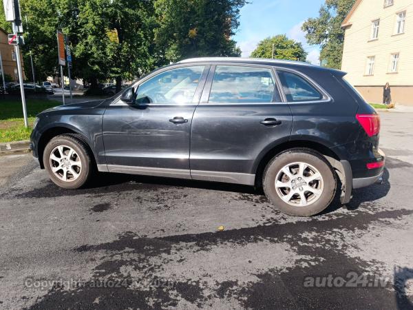 Melns Audi Q5 2012 Tallina, ar dzinēja tilpumu 2.00 L un nobraukumu 231 tūkst. km par 8900 €, foto 2 vietnē AUTOMOTO.COM.LV
