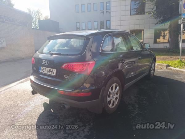 Melns Audi Q5 2012 Tallina, ar dzinēja tilpumu 2.00 L un nobraukumu 231 tūkst. km par 8900 €, foto 4 vietnē AUTOMOTO.COM.LV