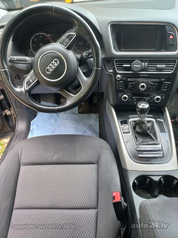 Melns Audi Q5 2013 Veru, ar dzinēja tilpumu 2.00 L un nobraukumu 335 tūkst. km par 10900 €, foto 10 vietnē AUTOMOTO.COM.LV