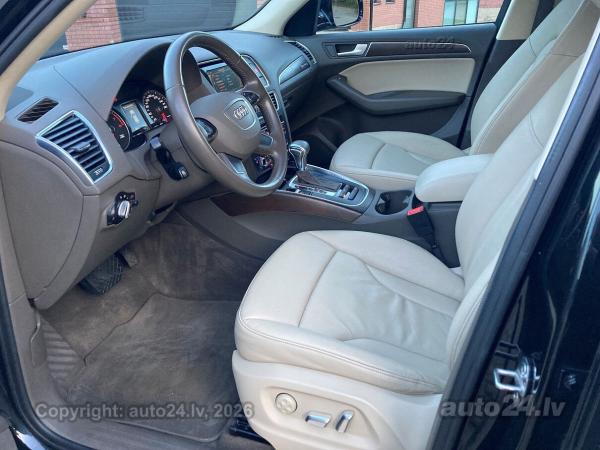 Black Audi Q5 2015 in Tartu, with an engine capacity of 2.00 L and mileage of 186 thousand km for 12400 €, photo 7 on AUTOMOTO.COM.LV