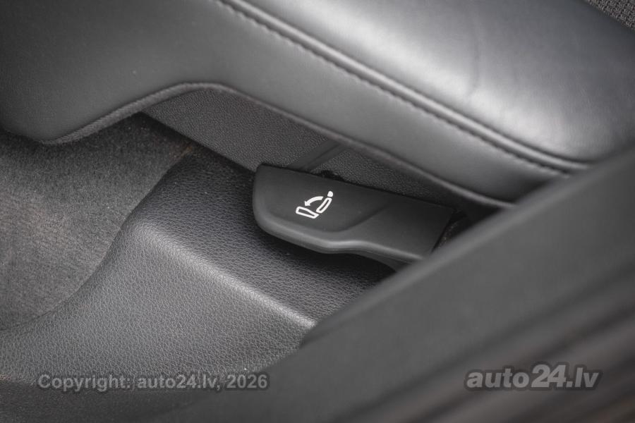 Черный Ауди Ку 5 2017 в Тарту, объемом двигателя 2.00 л и пробегом 270 тыс. км за 19900 €, фото 23 на AUTOMOTO.COM.LV