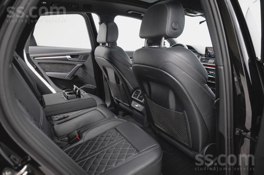 Black Audi Q5 2017 in Tallinn, with an engine capacity of 3.00 L and mileage of 194 thousand km for 23900 €, photo 14 on AUTOMOTO.COM.LV