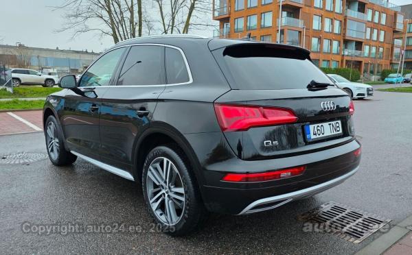 Melns Audi Q5 2018 Tallina, ar dzinēja tilpumu 2.00 L un nobraukumu 90 tūkst. km par 27800 €, foto 11 vietnē AUTOMOTO.COM.LV