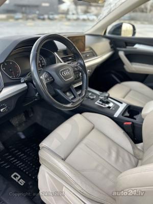 Black Audi Q5 2018 in Tallinn, with an engine capacity of 2.00 L and mileage of 307 thousand km for 19900 €, photo 9 on AUTOMOTO.COM.LV
