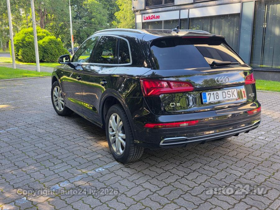 Black Audi Q5 2020 in Tallinn, with an engine capacity of 3.00 L and mileage of 107 thousand km for 27700 €, photo 8 on AUTOMOTO.COM.LV