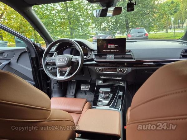 Audi Q5 2021 in Tallinn on AUTOMOTO.COM.LV Black Audi Q5 2021 in Tallinn, with an engine capacity of 2.00 L and mileage of 64 thousand km for 33500 €, photo 7 on AUTOMOTO.COM.LV