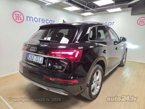 Black Audi Q5 2022 in Tallinn, with an engine capacity of 2.00 L and mileage of 63 thousand km for 34900 €, photo 8 on AUTOMOTO.COM.LV