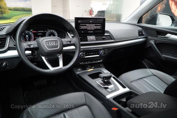 Melns Audi Q5 2024 Tallina, ar dzinēja tilpumu 2.00 L un nobraukumu 45 tūkst. km par 35900 €, foto 10 vietnē AUTOMOTO.COM.LV