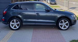Zils Audi Q5 2008 Marijampole, ar dzinēja tilpumu 2.97 L un nobraukumu 278 tūkst. km par 8950 €, foto 11 vietnē AUTOMOTO.COM.LV