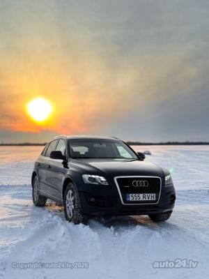 Zils Audi Q5 2009 Paide, ar dzinēja tilpumu 3.00 L un nobraukumu 328 tūkst. km par 10700 €, foto  vietnē AUTOMOTO.COM.LV