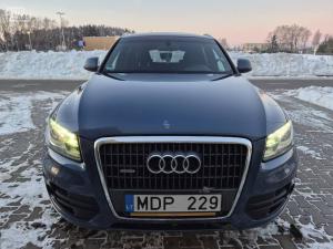 Zils Audi Q5 2009 Viļņa, ar dzinēja tilpumu 2.00 L un nobraukumu 282 tūkst. km par 8600 €, foto 3 vietnē AUTOMOTO.COM.LV