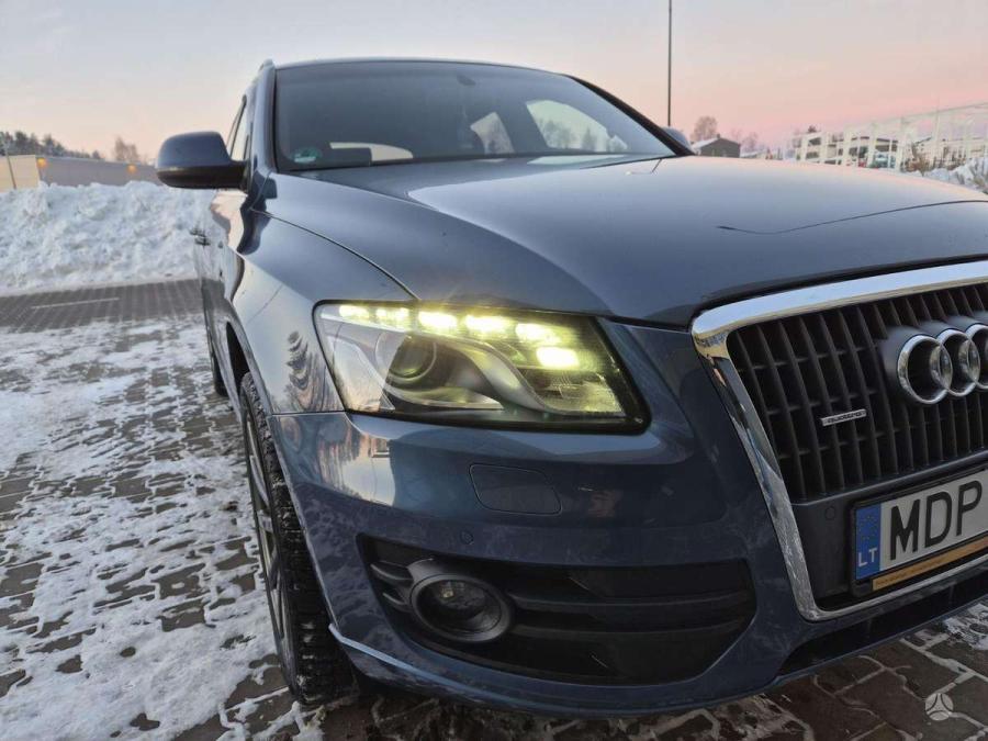 Blue Audi Q5 2009 in Vilnius, with an engine capacity of 1.97 L and mileage of 282 thousand km for 8600 €, photo 4 on AUTOMOTO.COM.LV