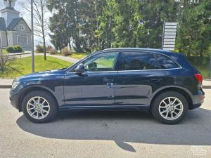Blue Audi Q5 2009 in Telschi, with an engine capacity of 3.20 L and mileage of 266 thousand km for 7590 €, photo 9 on AUTOMOTO.COM.LV